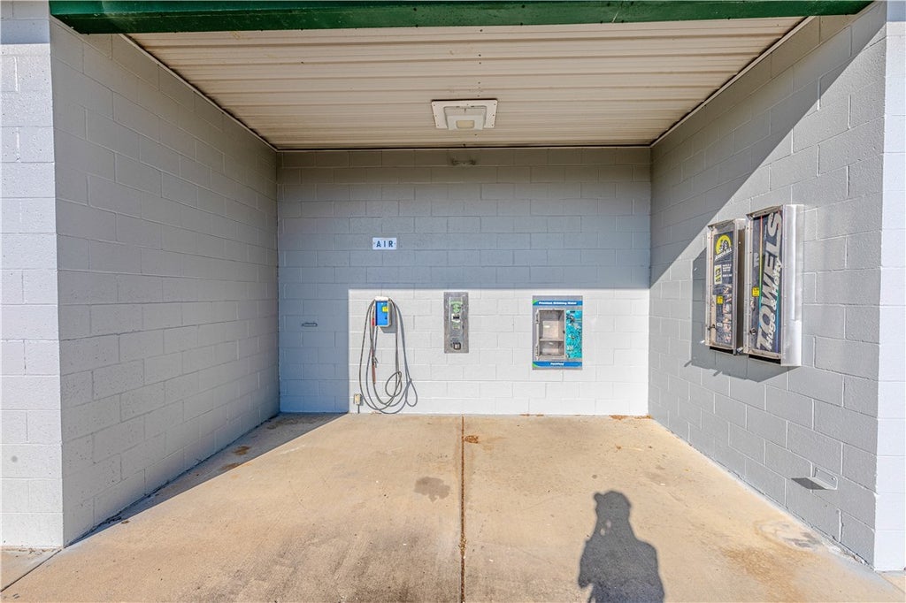 355 Merchant Street, Macon Property Listing: MLS® #6255179