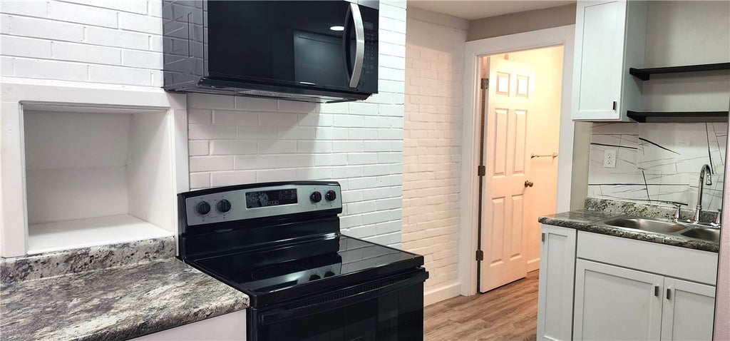 47 Oak Ridge Drive, Decatur Property Listing: MLS® #6252885