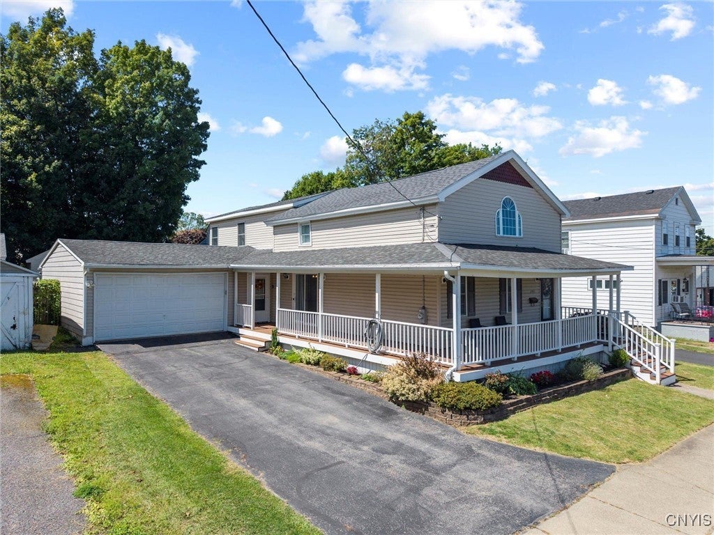 286 W 2nd Street, Oswego Property Listing: MLS® #S1634011