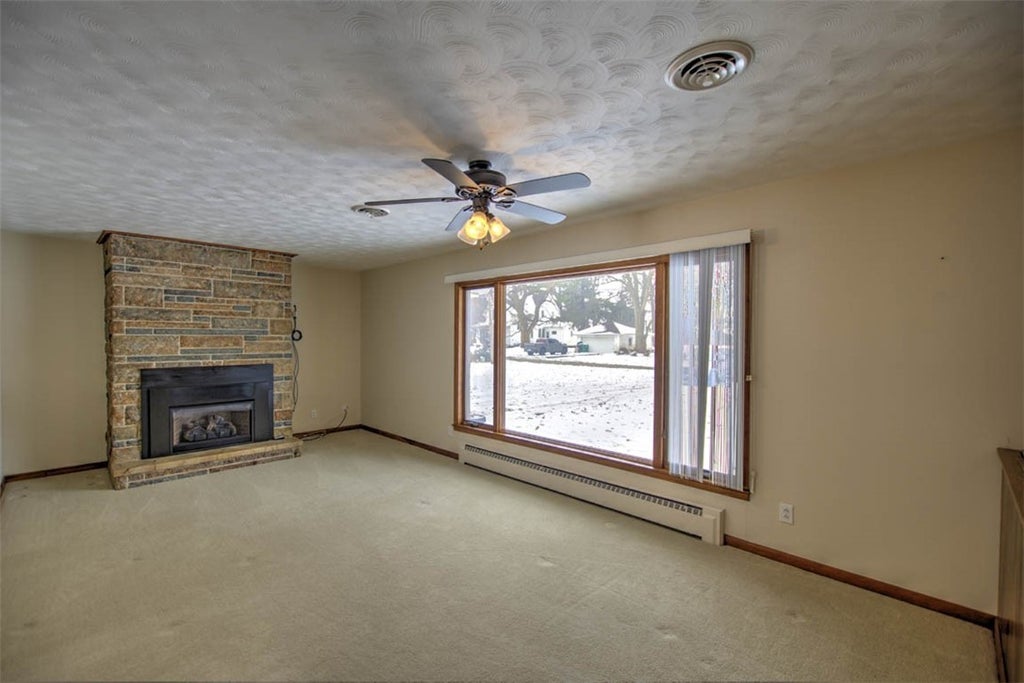 360 N Main Street, Niantic Property Listing: MLS® #6256330