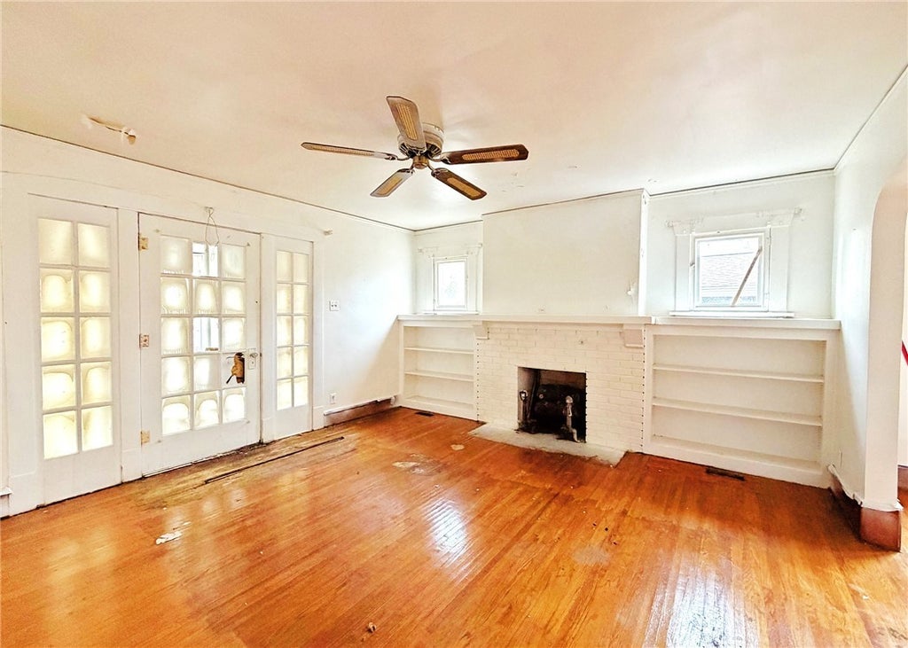 2360 E Wood Street, Decatur Property Listing: MLS® #6256641