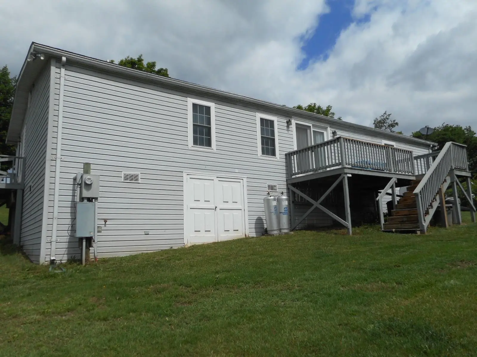 2780 Sunrise Dr, Broadway Property Listing: MLS® #665094