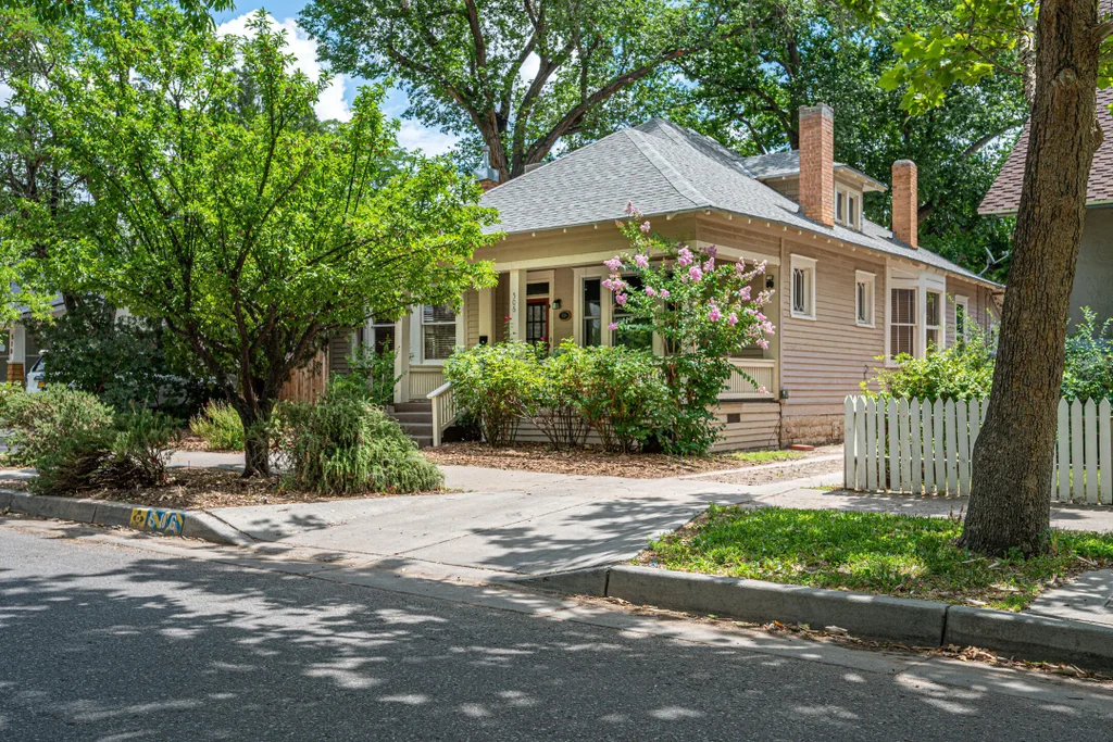 506 11th Street Nw, Albuquerque Home For Sale $585,000