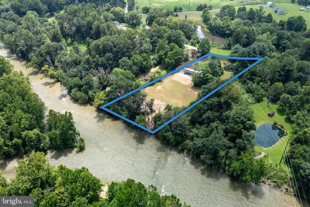 782 Shipyard Rd, Shenandoah Property Listing: MLS® #VAPA2005196