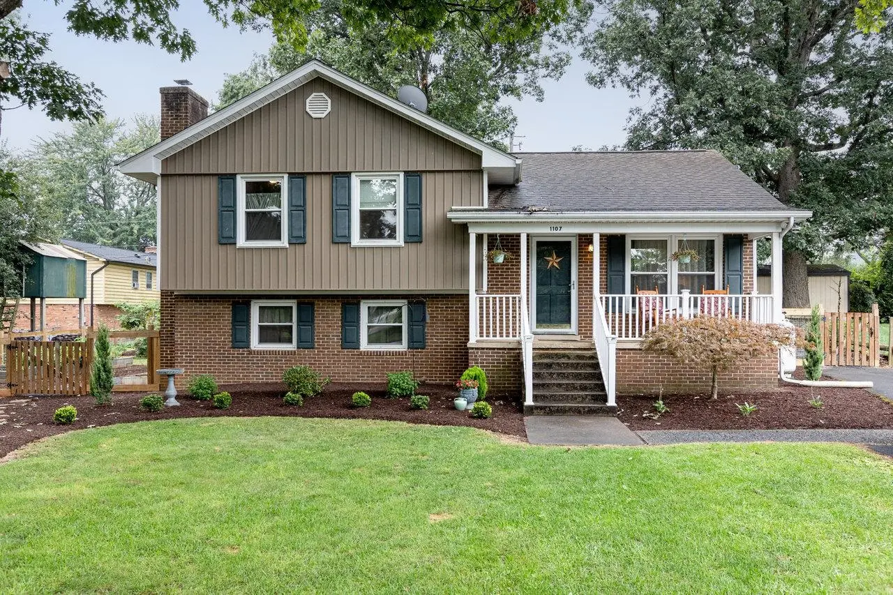 1107 Woodleigh Ct, Harrisonburg Property Listing: MLS® #667794