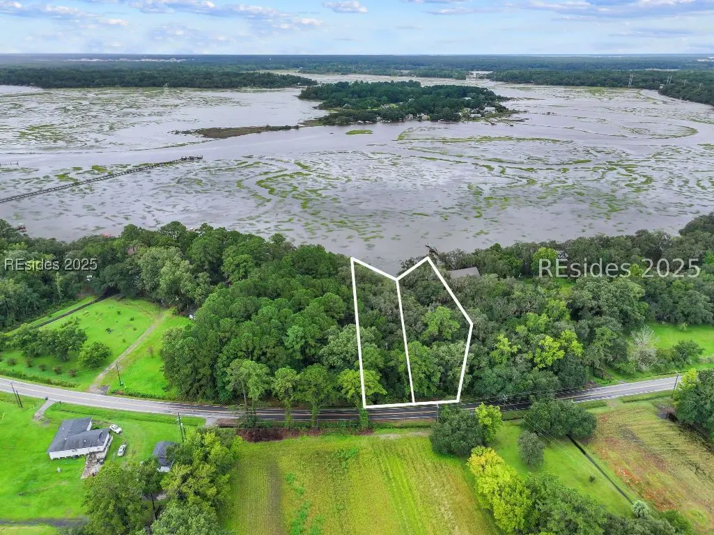 108 Stuart Point Road, Seabrook Property Listing: MLS® #500650