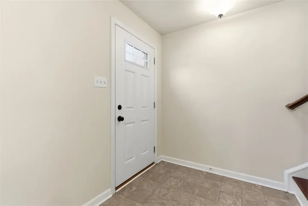 3001 Pointe View, Adams Property Listing: MLS® #1729734