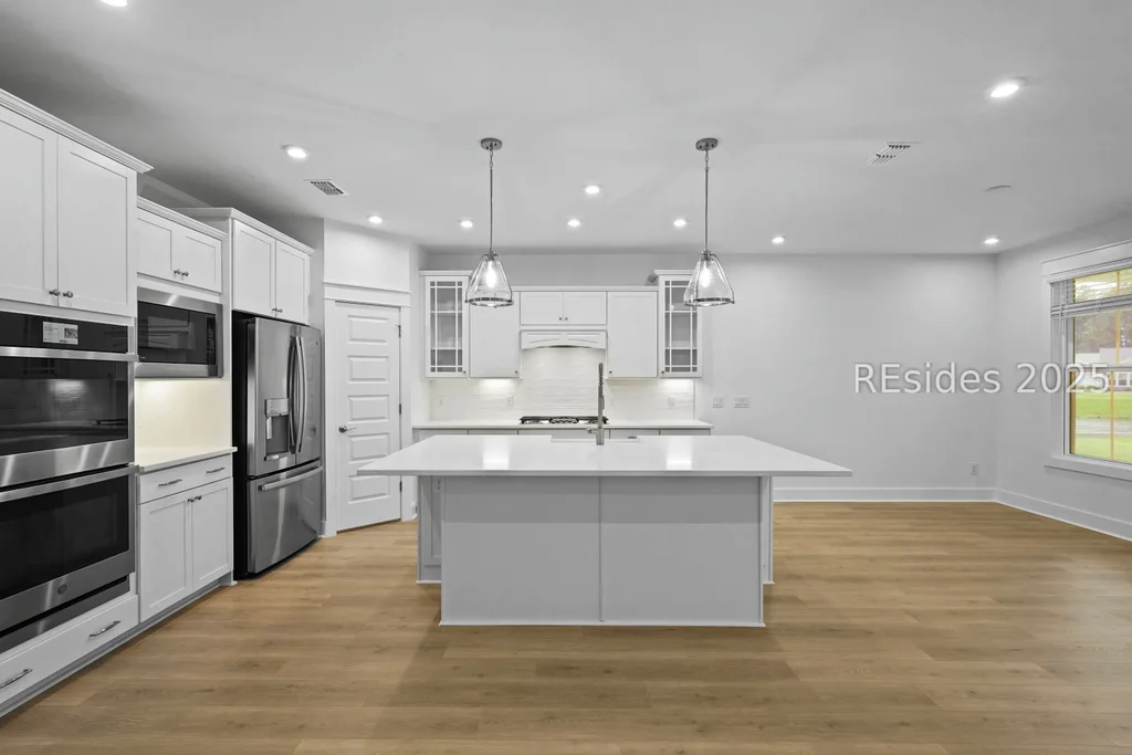 171 Carolina Oaks Avenue, Bluffton/General Real Estate For Sale - Dot ...