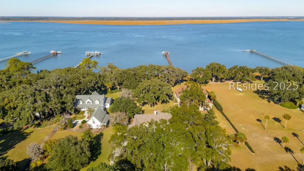 210 Old Plantation Drive, Beaufort Property Listing: MLS® #503336