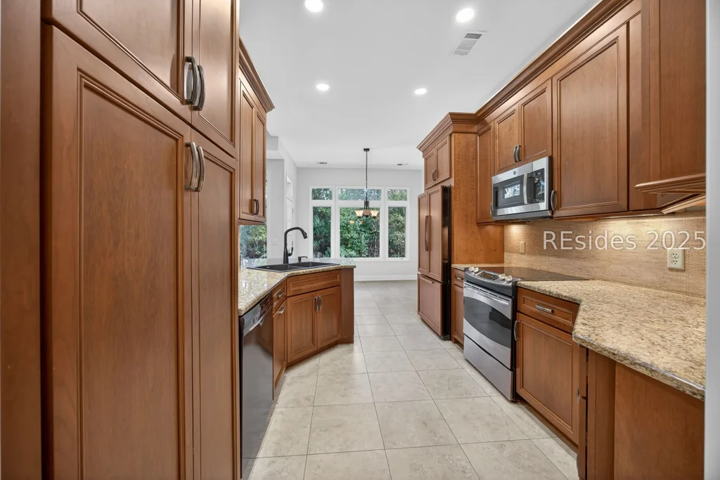 1 Savannah Trail, Hilton Head Plantation Real Estate For Sale - Dot ...