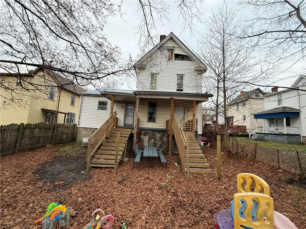 327 & 329 Howard Street , City of But NE Property Listing: MLS® #1735344