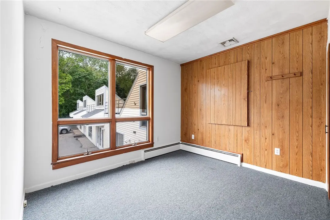 101 Franklin St # 2a - 2nd Floor, Westerly Property Listing: MLS® #1402314