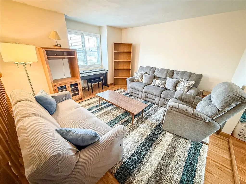 200 Chicora Road 8, Summit Property Listing: MLS® #1736674