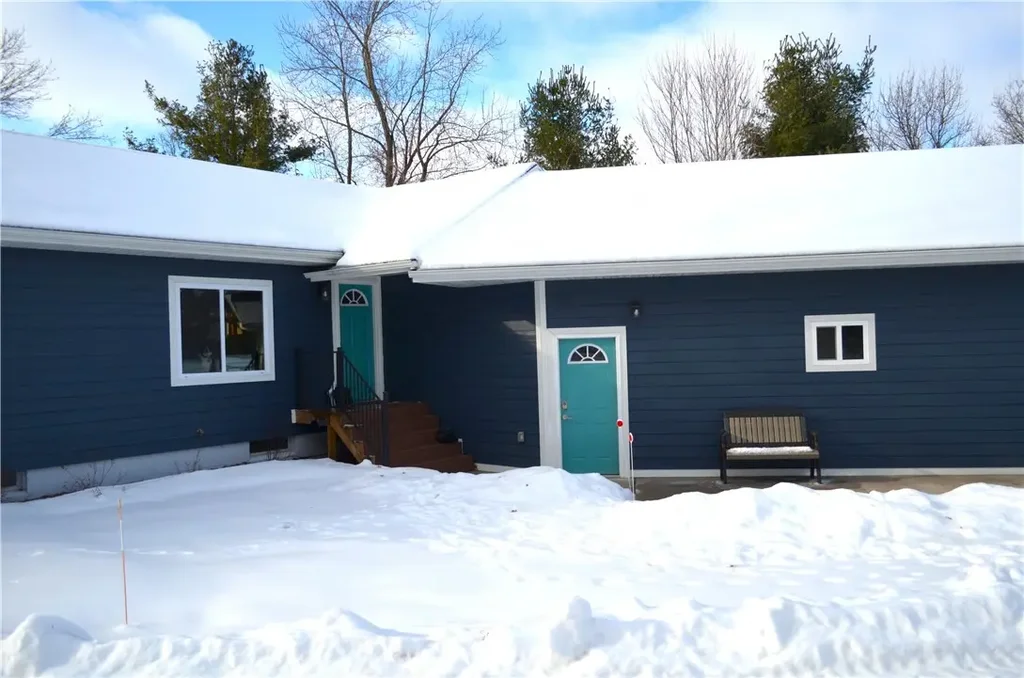 610 26 1/2 27th Street, New Auburn - MLS #1597800 - LakePlace.com