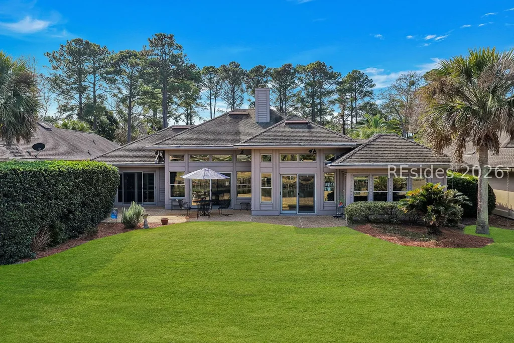 6 Country Club Court, Hilton Head Plantation Real Estate For Sale - Dot ...