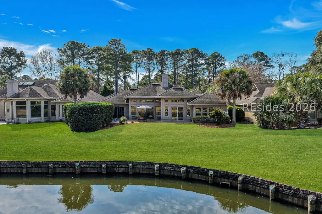 6 Country Club Court, Hilton Head Plantation Real Estate For Sale - Dot ...