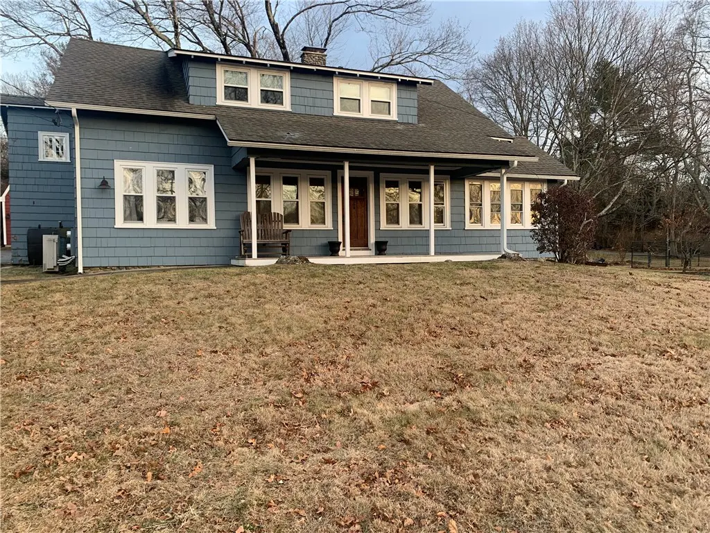 85 Hopkins Ave, Johnston Property Listing: MLS® #1403379