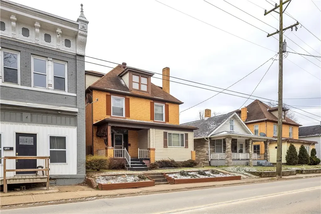 733 Warren Avenue , Apollo Boro Property Listing: MLS® #1737356