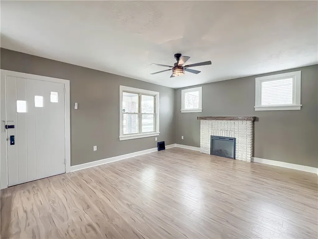 1419 Penn Avenue, New Brighton Property Listing: MLS® #1737671