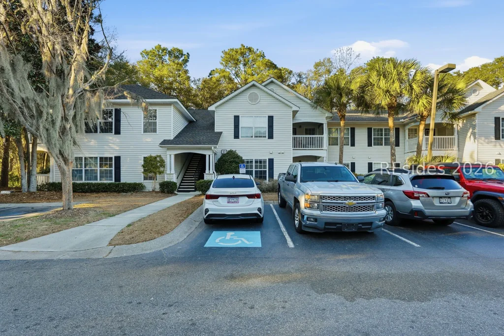 50 Pebble Beach Cove D113, Bluffton Property Listing: MLS® #504346