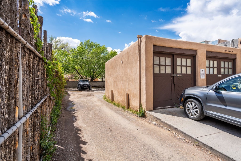 304 Johnson, Santa Fe Property Listing: MLS® #202502254