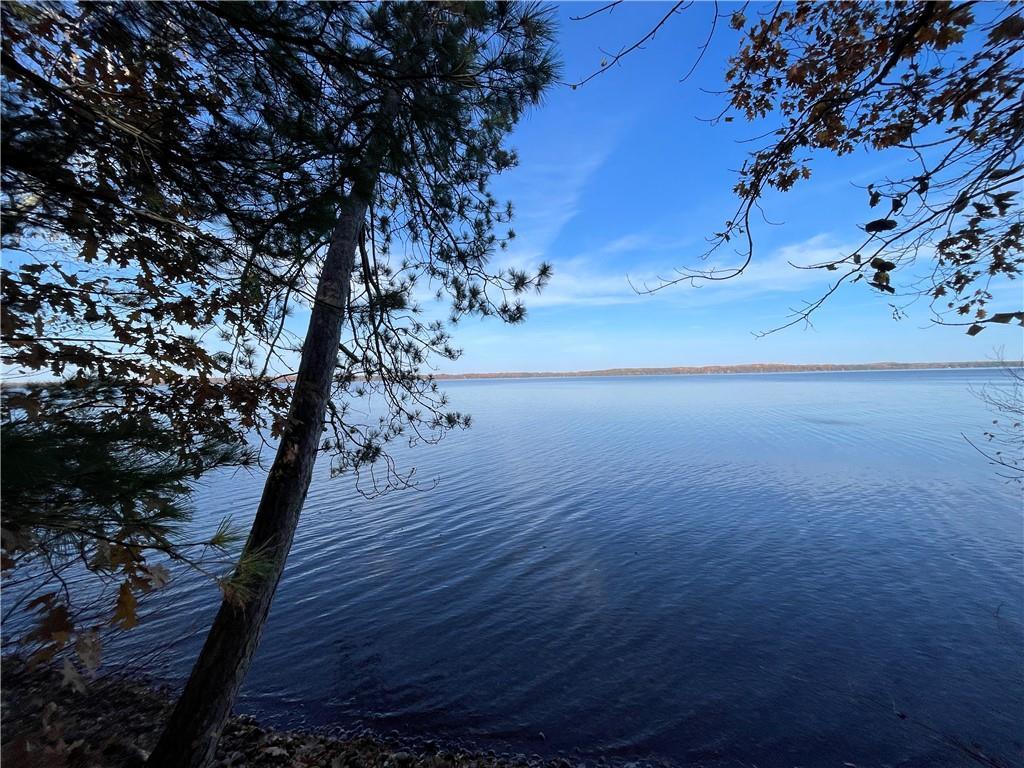 14392 W Poplar Lane, Hayward - MLS #1586791 - LakePlace.com