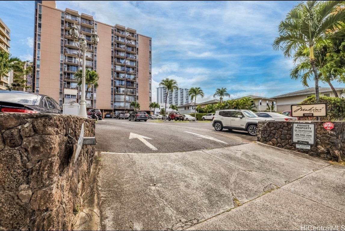 1050 Kinau Streets Hawaii MLS® #202502415 For Sale $2,600 | Honolulu ...