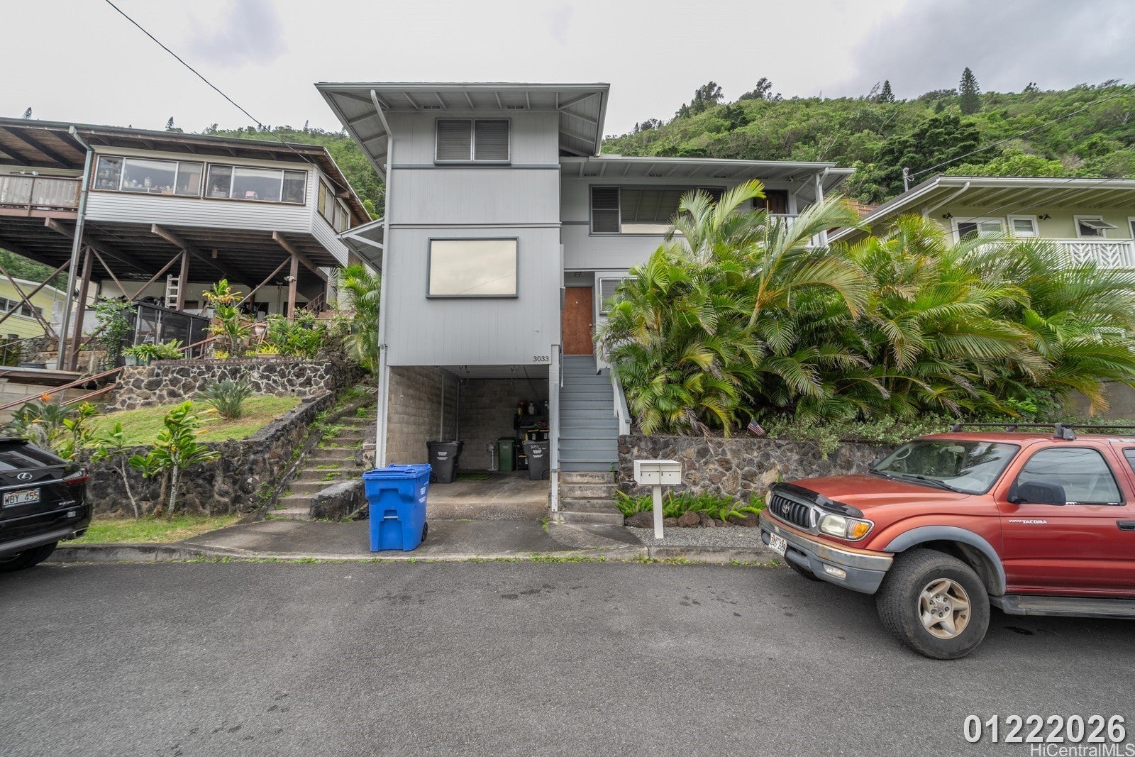 ) 3033 Woolsey Place (downstairs in MANOA AREA | MLS® 202601558 For ...