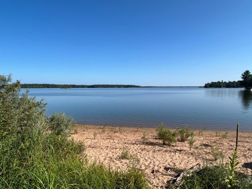 7616 Walleye Way, Lake Tomahawk - MLS #208581 - LakePlace.com