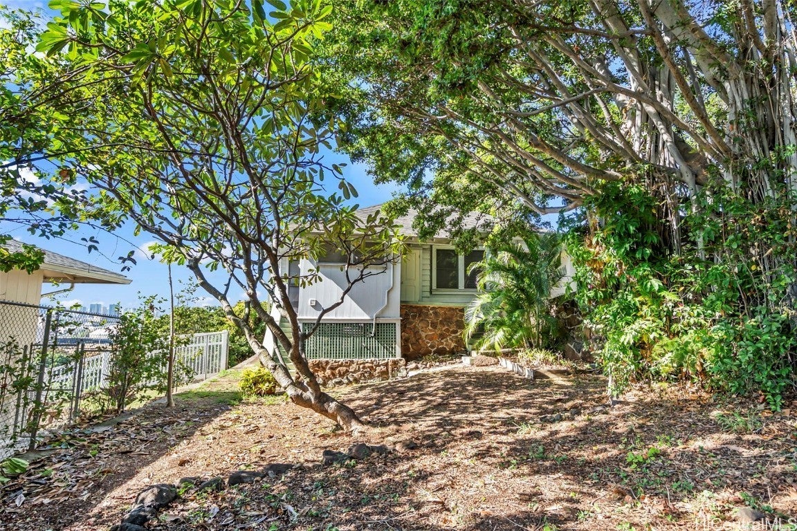 1386 St Louis Drive in ST. LOUIS | MLS® 202501973 For Sale $980,000 in ...