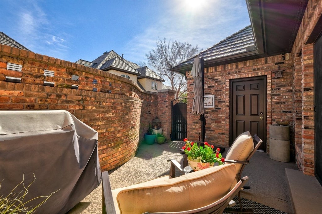 337 Millbrook Drive, Norman Property Listing: MLS® #1161157