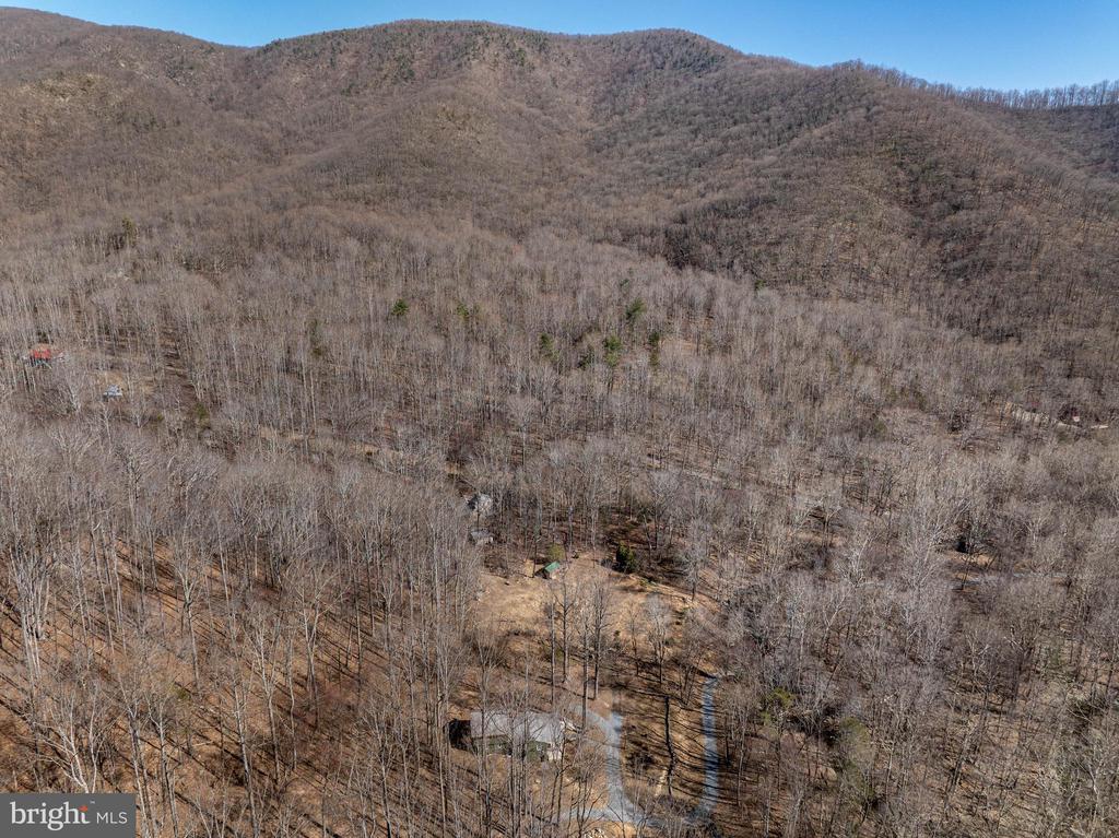 201 Chad Berry Ln, Syria Property Listing: MLS® #VAMA2002214