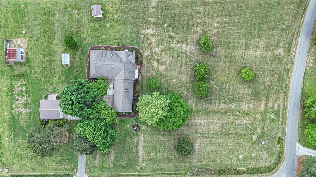 201 Old Stage Road, Toano Property Listing: MLS® #2501649