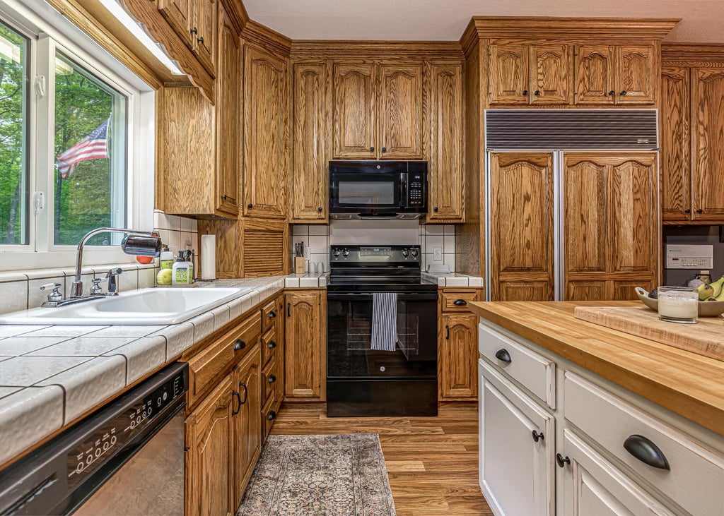 12278 Plummer Lake Ln S, Lac du Flambeau - MLS #212654 - LakePlace.com