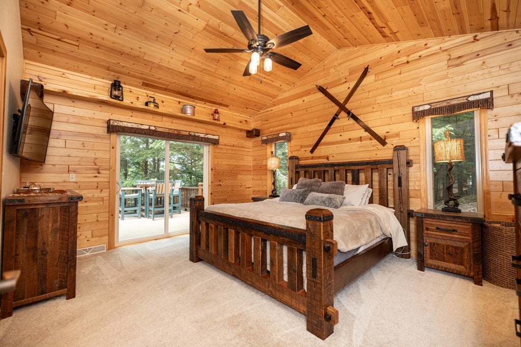 8305 Doolittle Rd, Minocqua - MLS #213054 - LakePlace.com