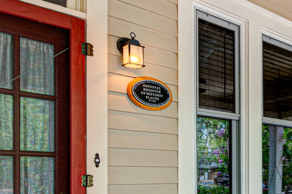 506 11th Street Nw, Albuquerque Home For Sale $585,000