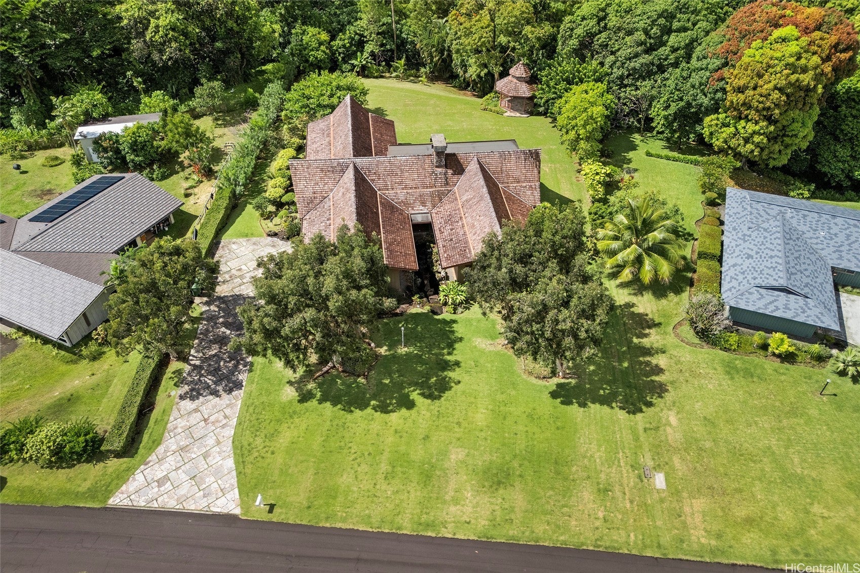 46-478 Haiku Plantations Drive in HAIKU PLANTATION | MLS® 202515561 For Sale $3,100,000 in ...