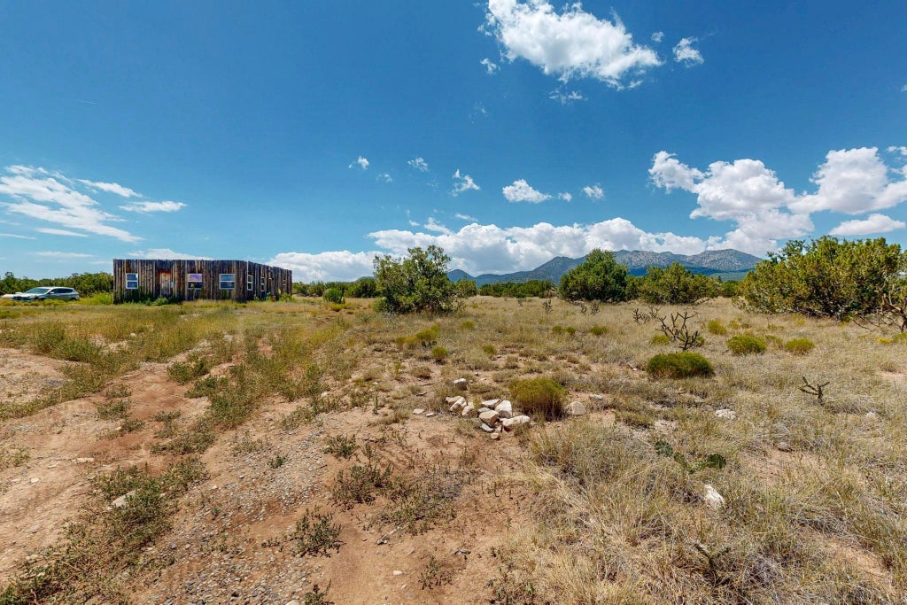 22 Warrenpoint Road, Cerrillos Property Listing: MLS® #202503479