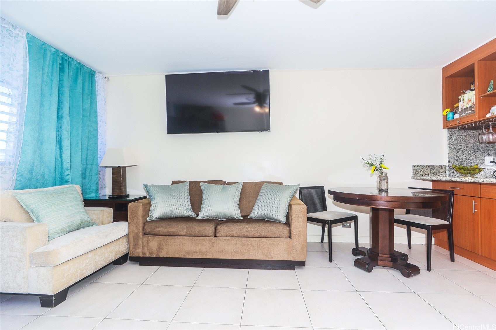 (unit #c301) 1119 Kokea Street, Honolulu Property Listing: MLS® #202519423