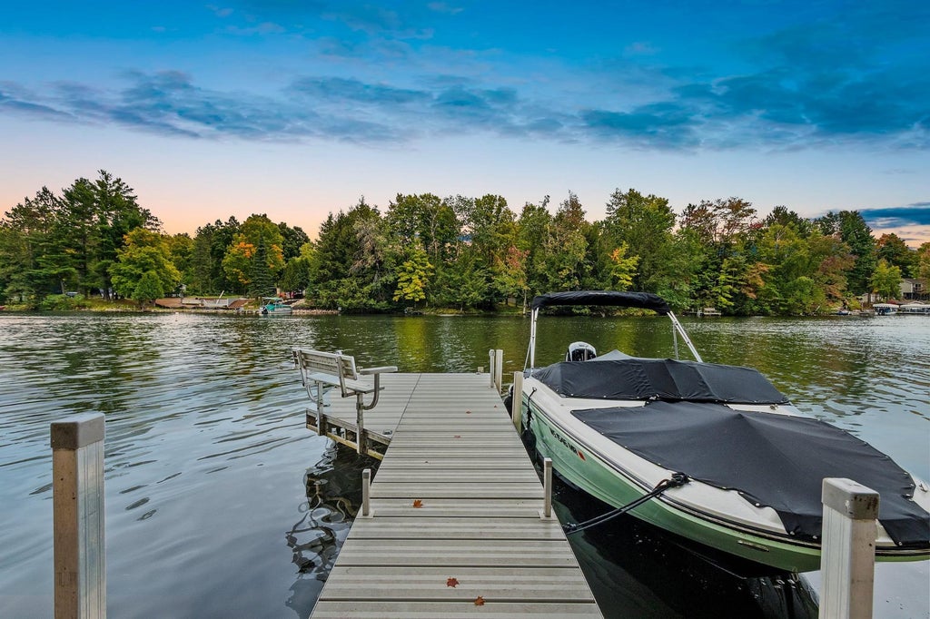 17580 Red Maple Ln, Townsend - MLS #214272 - LakePlace.com