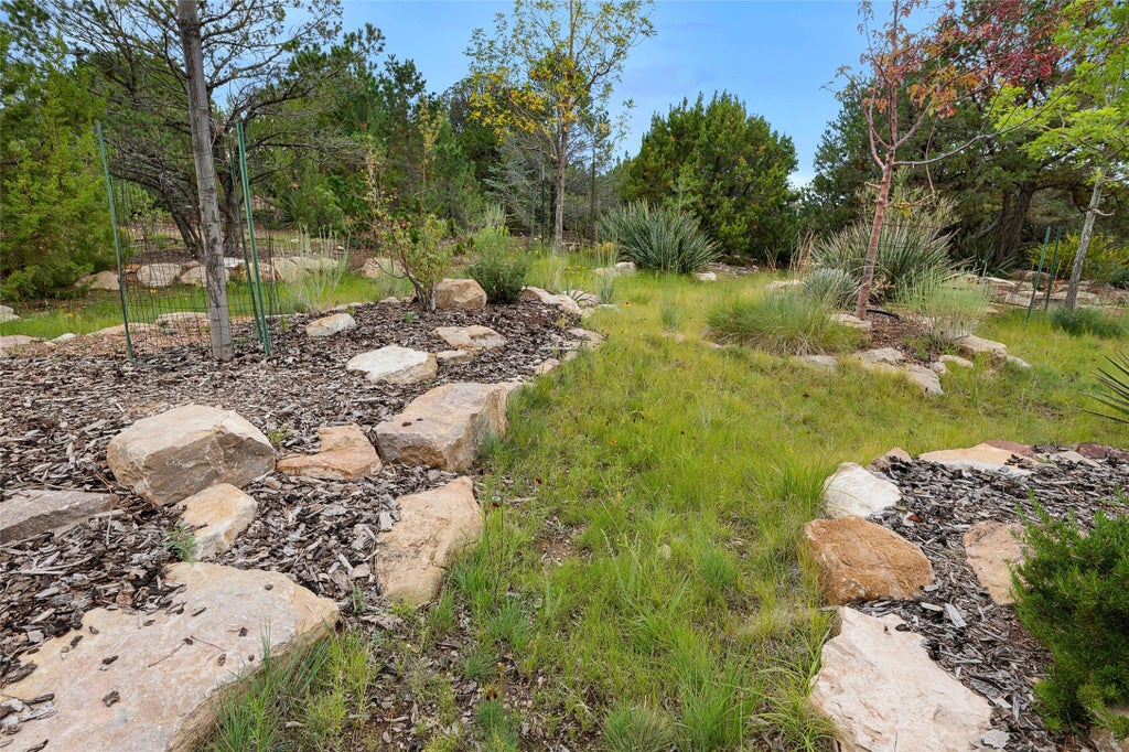 1131 Piedra Rondo, Santa Fe Property Listing: MLS® #202503643