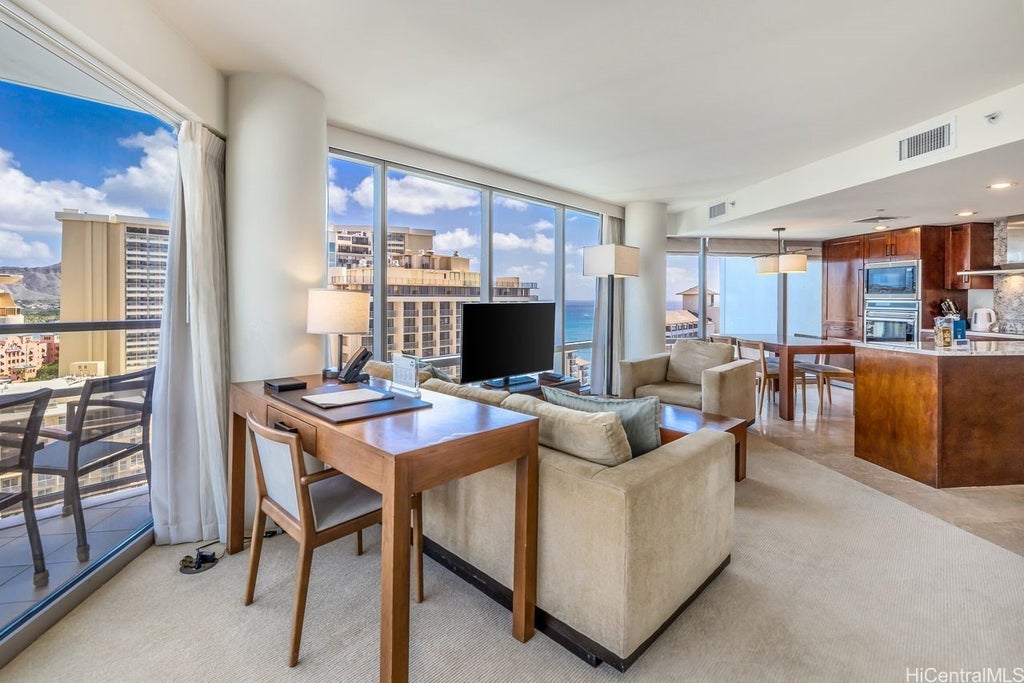 (unit #2002) 223 Saratoga Road, Honolulu Property Listing: MLS® #202600480