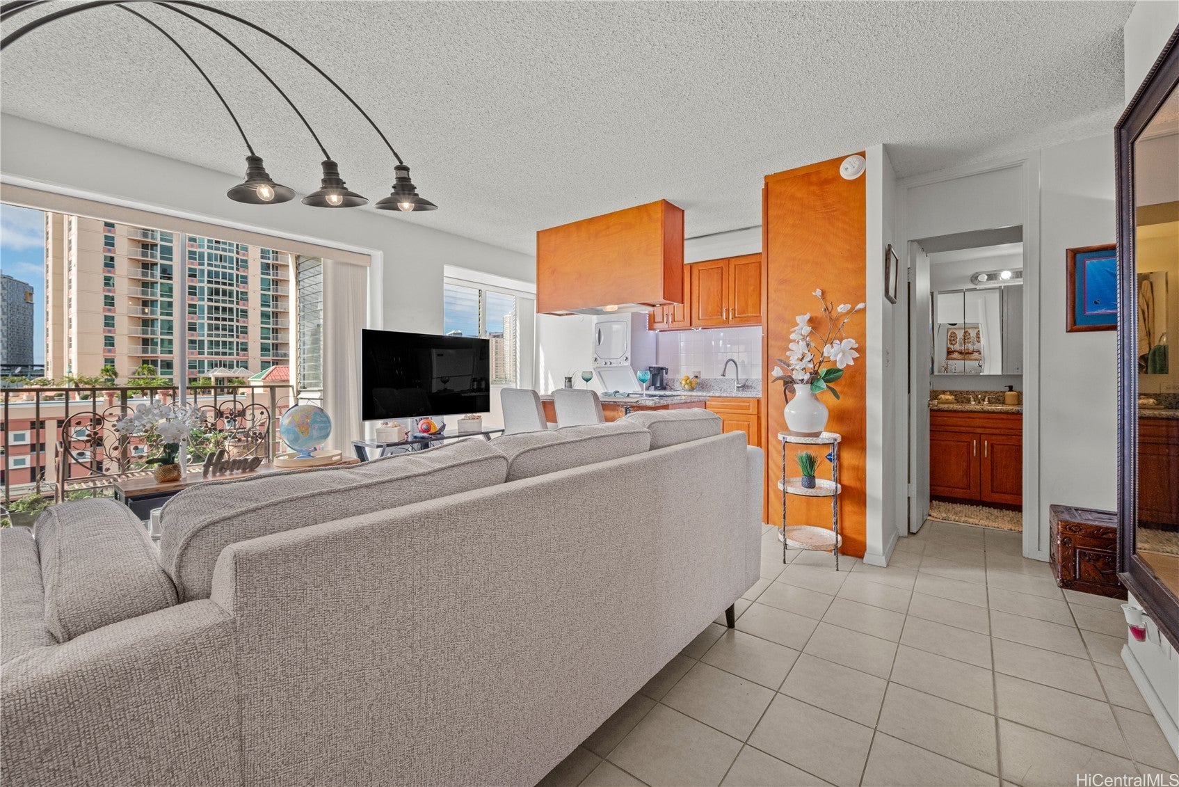 King Manor 818 S King Street 1007 in KAPIO/KINAU/WARD | MLS® 202601454 ...