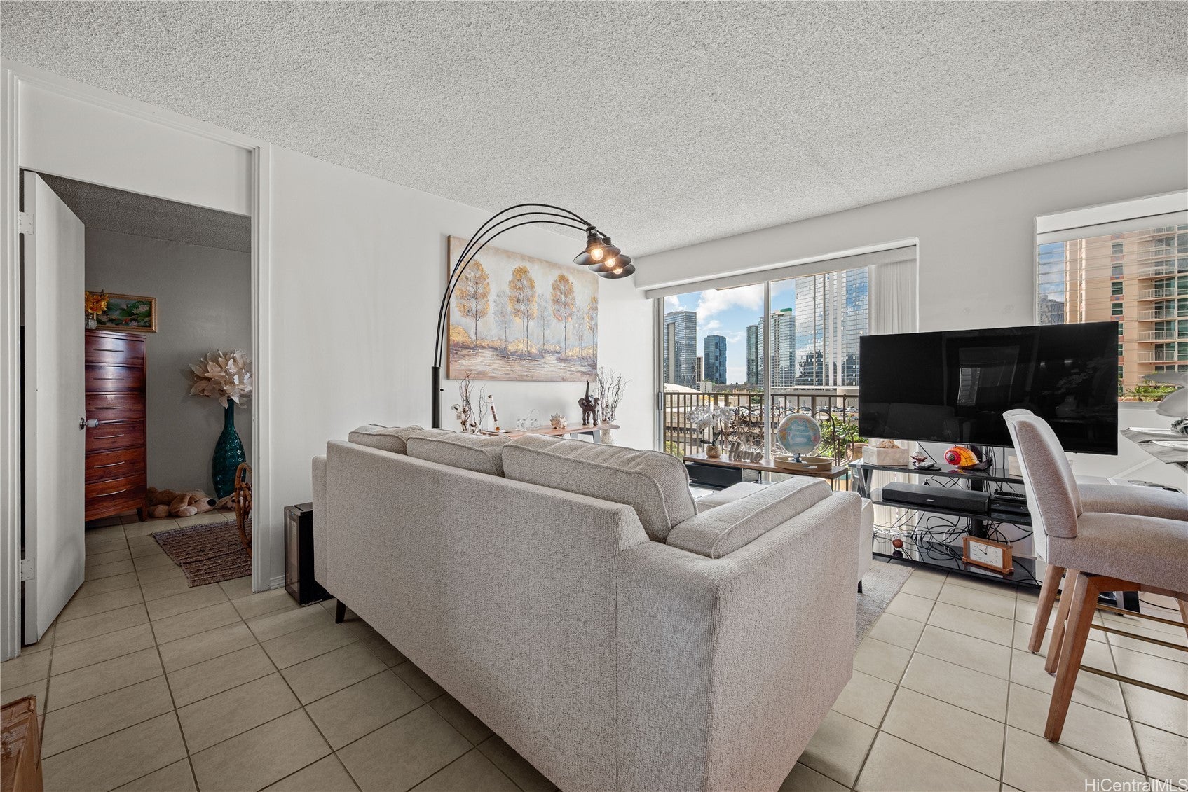 King Manor 818 S King Street 1007 in KAPIO/KINAU/WARD | MLS® 202601454 ...