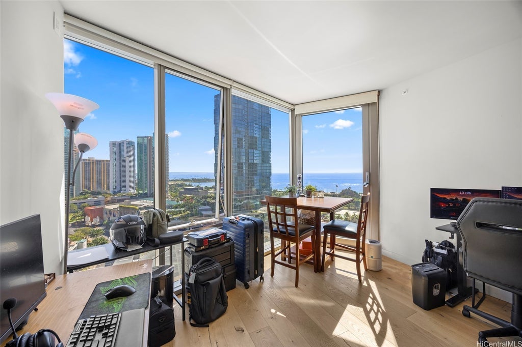 (unit #1708) 1001 Queen Street, Honolulu Property Listing: MLS® #202601966