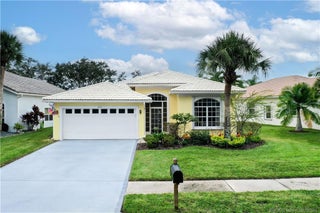 Martin County Waterfront Homes | Martin County FL Riverfront Houses