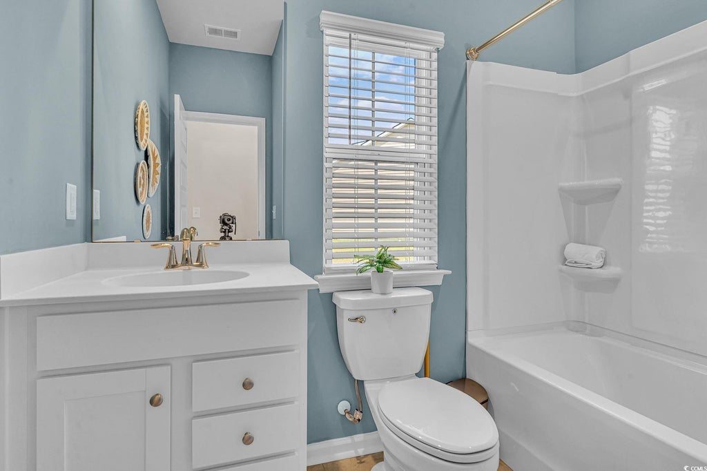 1305 Seachase Way, North Myrtle Beach Property Listing: MLS® #2600193