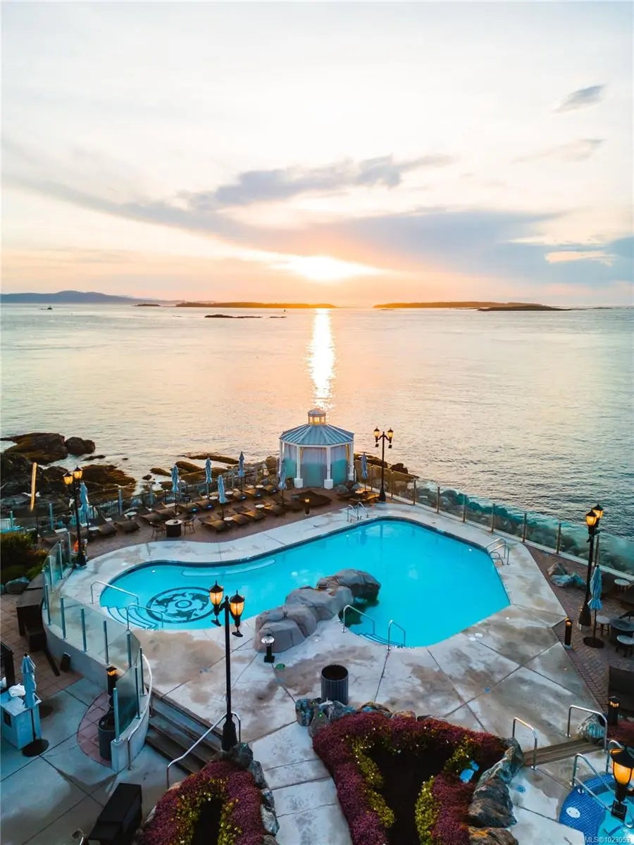 1175 Beach Dr 505 Oak Bay BC V8S 2N2 - MLS 1023053