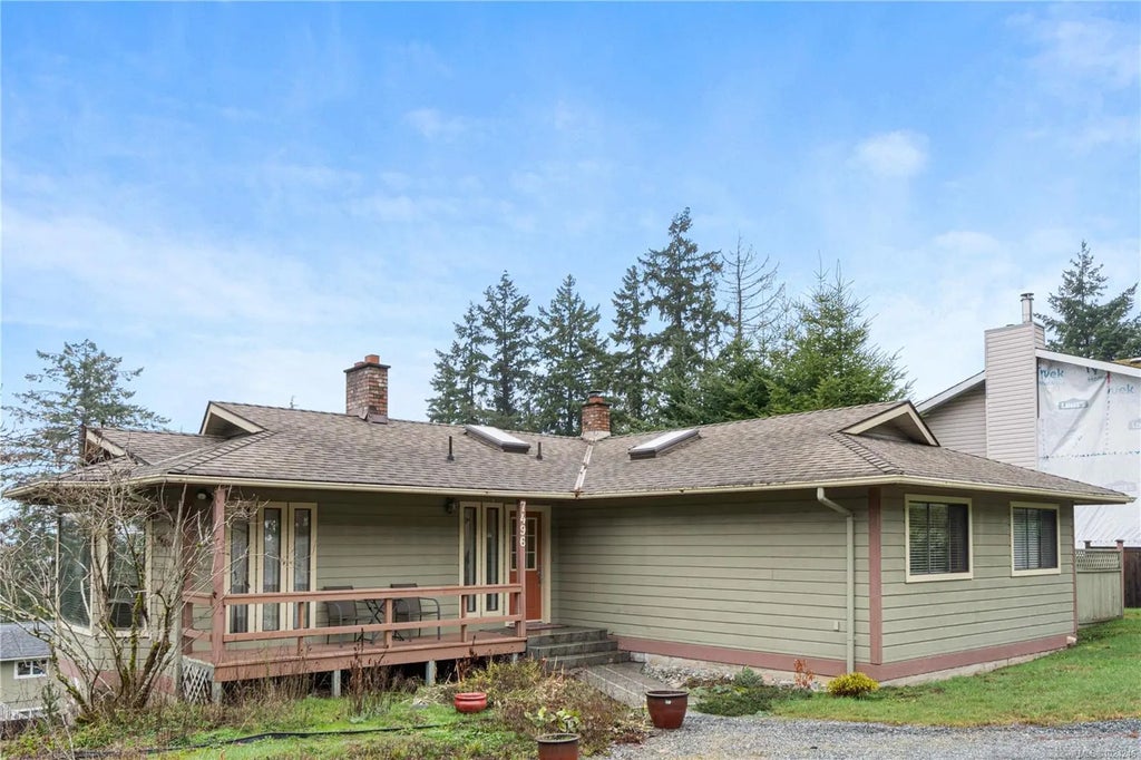 7496 Clark Cres, Lantzville Single Family Detached for sale: MLS ...