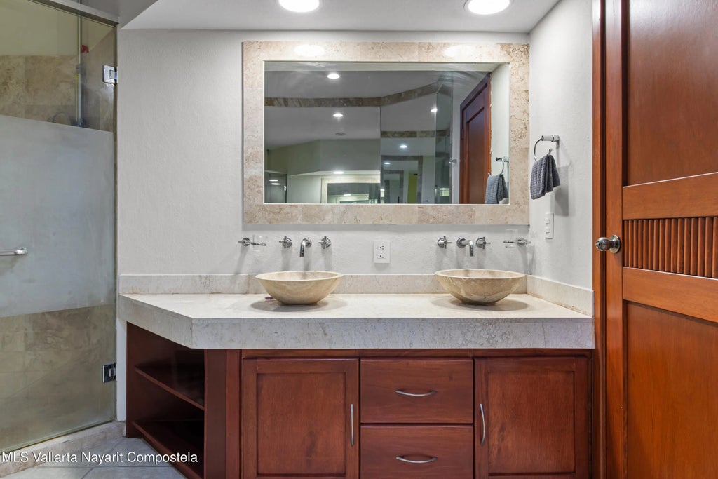 252-b Paseo De Las Iguanas 321 - Ph Green Bay Ii, Nuevo Vallarta West, Property Listing: MLS® #38198